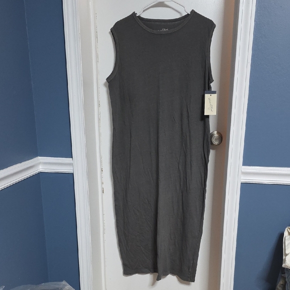 Universal Thread | Dresses | Universal Thread Charcoal Midi Dress ...